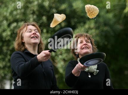 Food consultants Helen Woods (left) and Maureen Porteous demonstrating ...