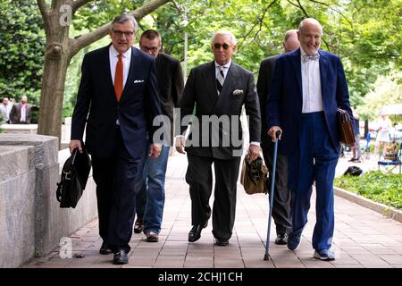 From left to right Russian President Vladimir Putin and Russian Prime ...