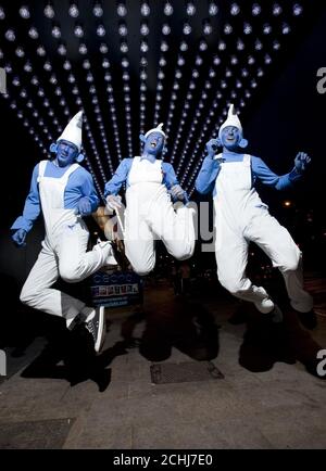 people dressed as smurfs, break the world record for most gathering of ...