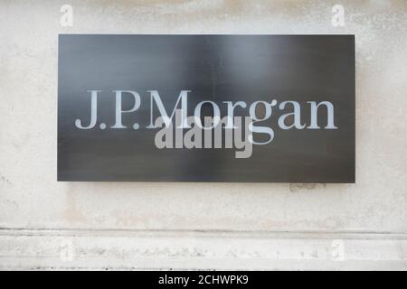 J P Morgan, 60 Victoria Embankment, London, England, U.K Stock Photo ...
