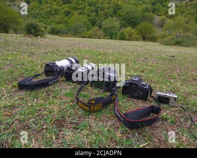 Digital cameras for shooting nature Stock Photo - Alamy