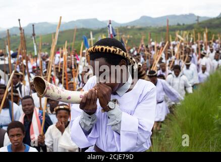 Members Shembe faith (Nazareth Baptist Church) a religious hybrid ...
