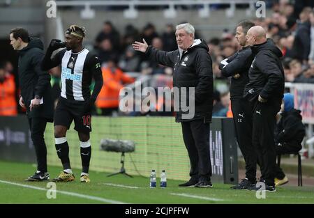 Norwich City Football Club. Back row, left to right; Trevor Rowlands, K ...