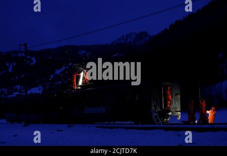 Train of the MOB Montreux-Oberland Bernois railway on the GoldenPass ...