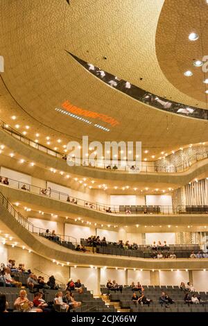 Elbphilharmonie, Großer Saal, Hamburg, Platz der Deutschen Einheit, 14. ...