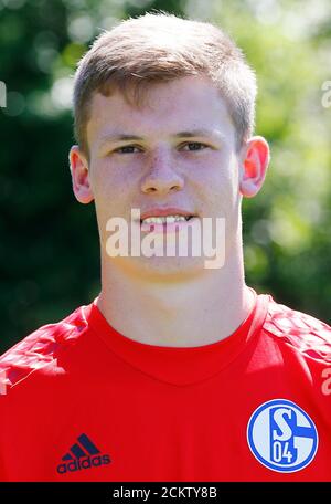 Germany goalkeeper Alexander Nubel Stock Photo - Alamy