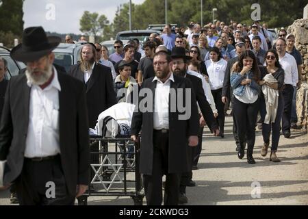 A 28 year-old Orthodox Jewish mother shows off her 3 day-old baby ...