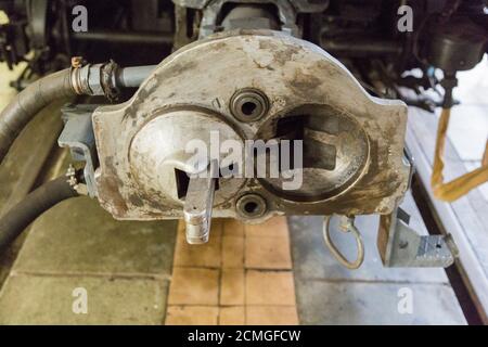 Connection mechanism of railway wagons. Railway coupling between two ...