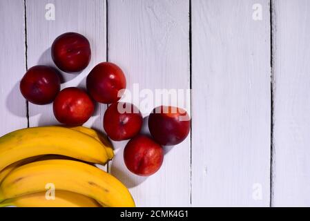Fresh fruit bananas and peaches Stock Photo - Alamy