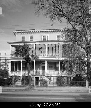 Calhoun Street, Charleston, Charleston County, South Carolina. Carnegie ...
