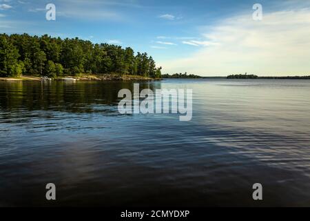 The shores of Lake Kabetogama in Voyageurs National Park, Minnesota ...