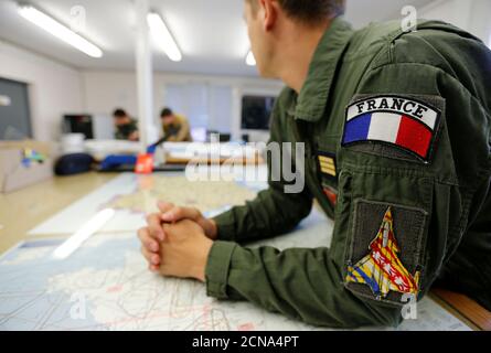 French Air Force Rafale pilots in cockpit Stock Photo - Alamy