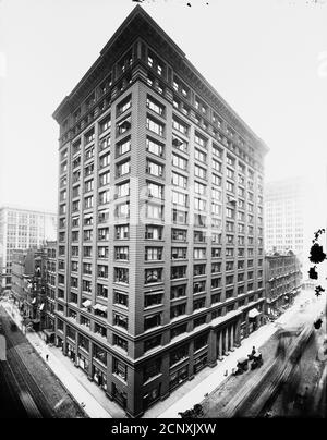 View of the northwest corner of Dearborn Street and Washington Street ...