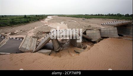 An elevated view of Mbashe River on the outskirts of Mvezo the Stock ...