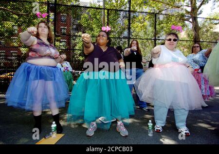 Members of the National Association to Advance Fat Acceptance NAAFA ...