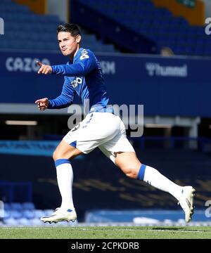 James Rodriguez of Everton celebrates scoring their third goal during ...