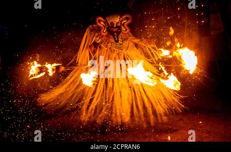 Agni Bhairavan Thira | Ritual Art Form of Kerala, Thirra or Theyyam ...