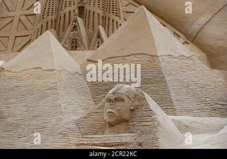 The Great Sphinx of Giza, the World's Most Famous Sculpture Stock Photo ...