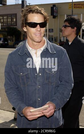 Danny Moder, husband to Julia Roberts, brings their three children ...