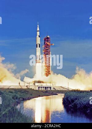 The Apollo 15 Saturn V on Pad 39A following rollout on May 11, 1971 ...