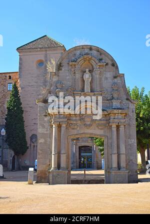 sant feliu de guixols,catalonia,spain.village view Stock Photo - Alamy