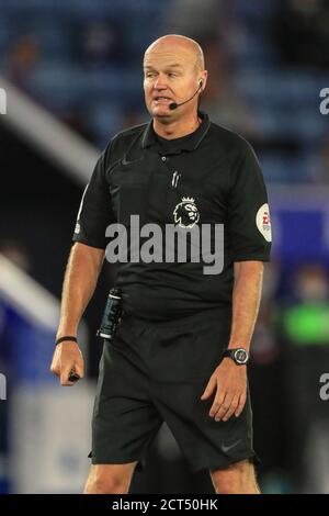Referee Lee Mason during the Premier League match at the Etihad Stadium ...