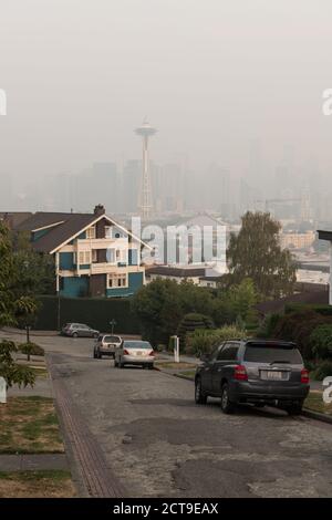 Seattle, USA. 11th Sep, 2020. Seattle hazy sky clouded with wildfire ...