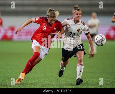 Ana-Maria Crnogorcevic (Schweiz, #09), Sveindis Jane Jonsdottir (Island ...