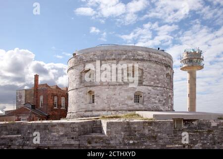 Calshot Castle, an artillery Device Fort built by Henry VIII on Calshot ...
