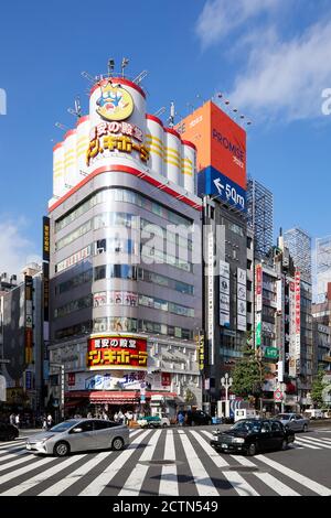 Japan, Tokyo, Shinjuku, zebra crossing, passer-by, street, cross people ...