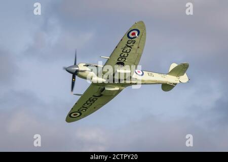 The Supermarine Seafire was a naval version of the Supermarine Spitfire ...