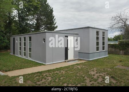 Stahlhaus (Steel House) Torten Dessau. Torten was built by Walter ...