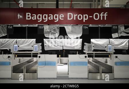 Airport baggage drop off sign for Air Canada at the Toronto Pearson ...