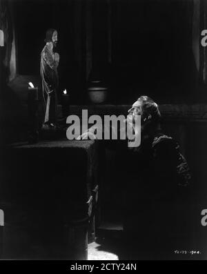 BASIL SYDNEY as Claudius and LAURENCE OLIVIER in the Chapel Scene in ...