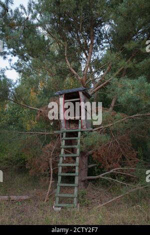 A makeshift watch tower Stock Photo - Alamy