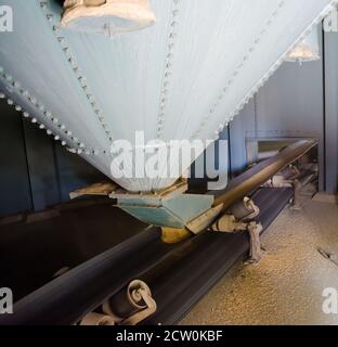 silo elevator conveyor system for grain, conveyor belt of silo Stock ...