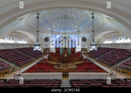 Interior of the Great Hall in the Methodist Central Hall, Westminster ...