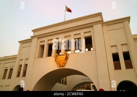 Bahrain Gold Souq Market Manama Bahrain Arabian Peninsula gold souq ...
