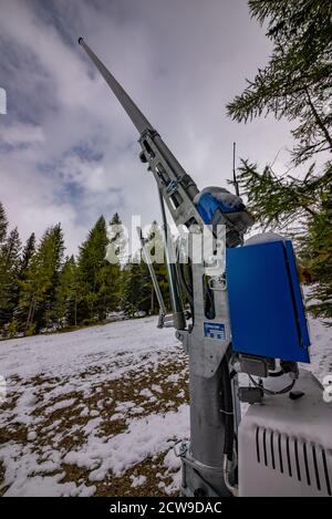 Demaclenko snow generator Stock Photo - Alamy