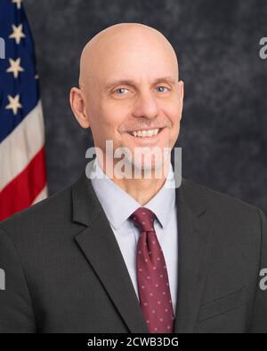 Dr. Stephen M. Hahn was sworn in as the 24th Commissioner of the U.S ...