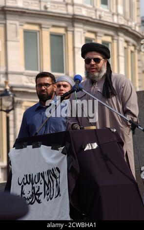 Photograph of Abu Hamza. Mustafa Kamel Mustafa (1958-) an Egyptian cleric who was the imam of ...