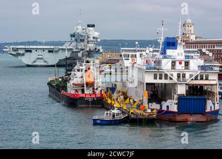 whitaker tankers jaynee w in portsmouth harbour with hm naval base in ...