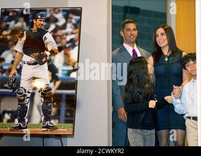 (L-R) Paulina Posada, Laura Posada, Jorge Posada and Jorge Posada Jr ...
