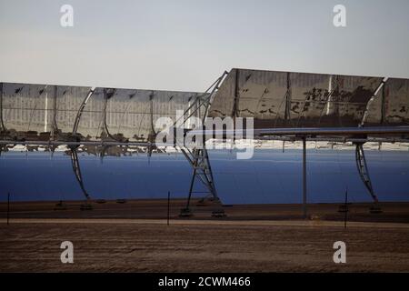 Gila Bend, Arizona - The Solana Generating Station - the largest ...