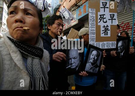 Mao Zedong cigarette Smoking China Chinese leader Porte de Clinancourt ...