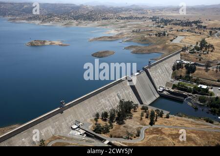 Millerton Lake and Friant Dam, is a reservoir that stores water for ...