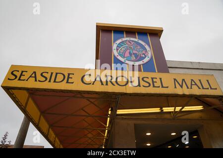 Seaside, Oregon - July 31, 2020: Inside a vintage Funland arcade in the ...