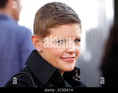 LOS ANGELES, CA - OCTOBER 2: Singer Garfield Bright of group Shai ...