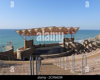 Israel, Sharon Region, Netanya coastal Promenade on the cliff ...