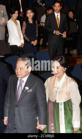 Lee Seo Jin of South Korea returns a shot against Saloni Samirbhai ...
